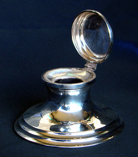 Wilmot Manufactoring Co Engels zilveren inktpot English silver inkwell
